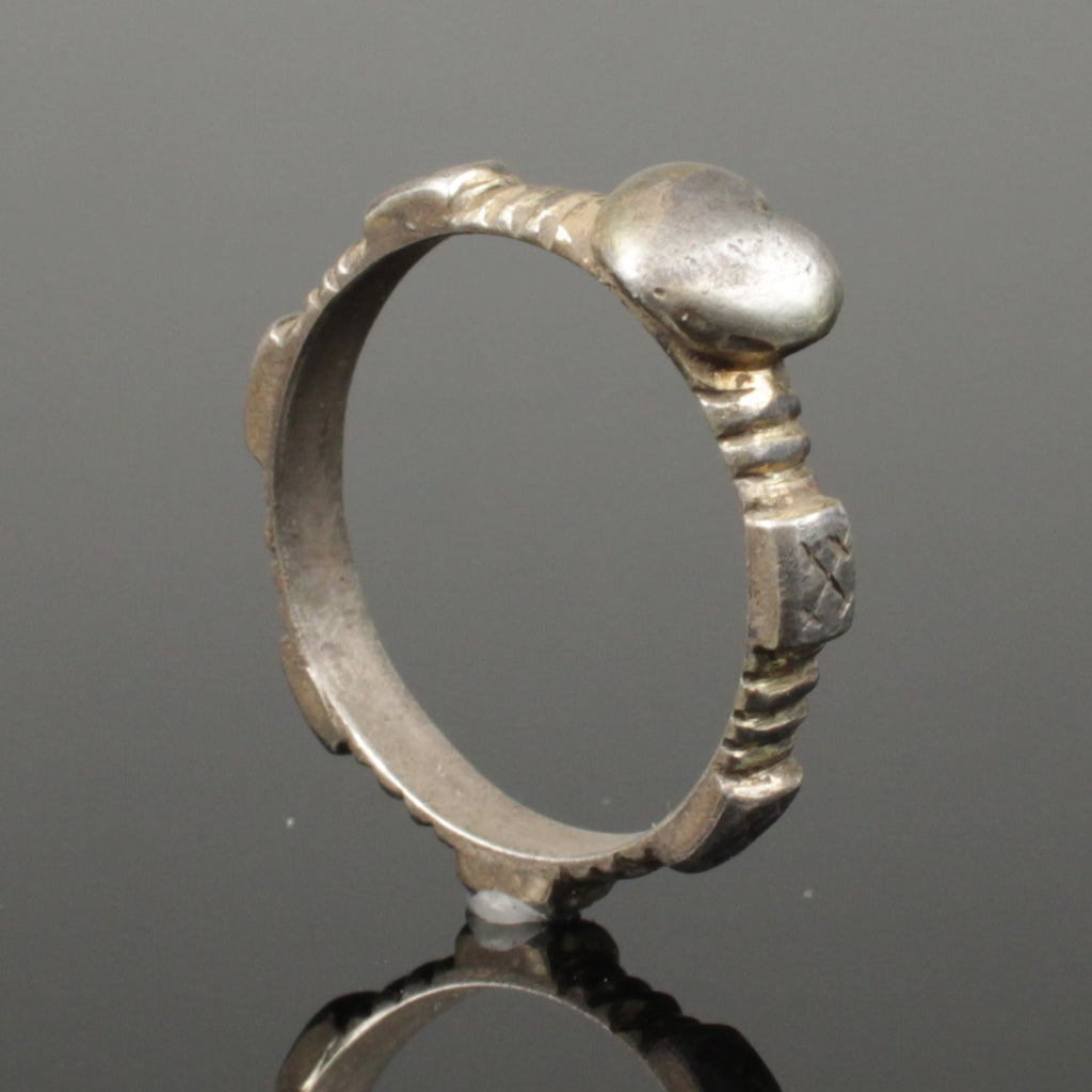 BEAUTIFUL ANCIENT MEDIEVAL SILVER RING WITH HEART - CIRCA 15TH C (0332 ...