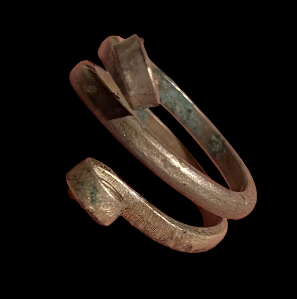 WONDERFUL ANCIENT VIKING SILVER SERPENT RING - CIRCA 9th/10th CENTURY ...