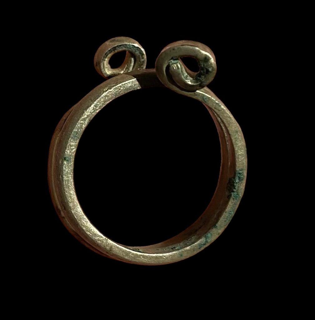 WONDERFUL ANCIENT VIKING SILVER SERPENT RING - CIRCA 9th/10th CENTURY ...