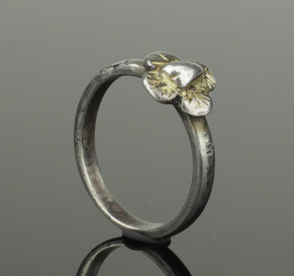 BEAUTIFUL ANCIENT MEDIEVAL SILVER RING WITH QUATREFOIL BEZEL - CIRCA 1 ...